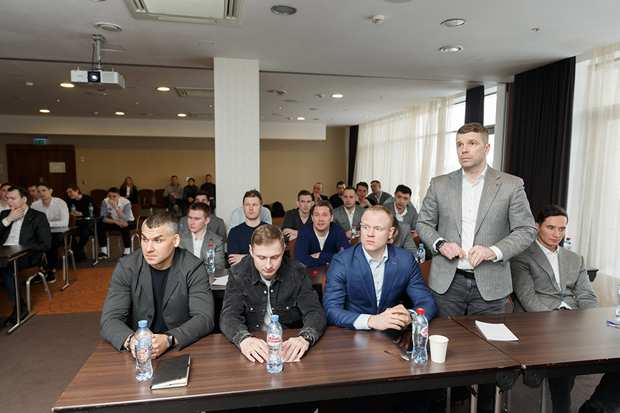 Всероссийская хоккейная лига - Совещание судей